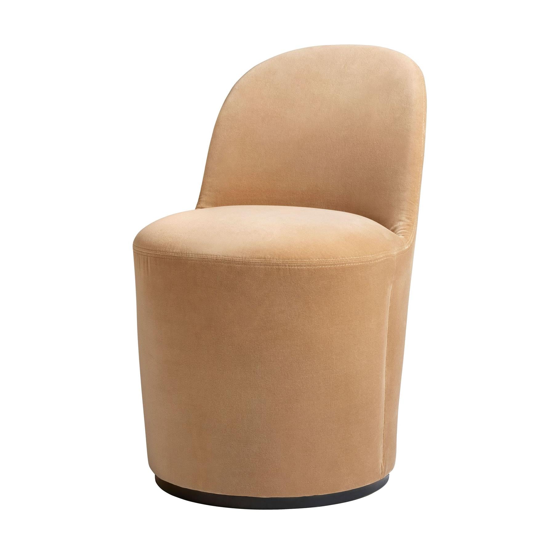 GUBI Tail Dining Chair | Holloways of Ludlow